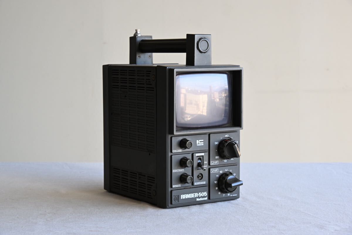 Yahoo!オークション -「ポータブル白黒テレビ」(電化製品) の Yahoo!オークション -「ポータブル白黒テレビ」(電化製品) の