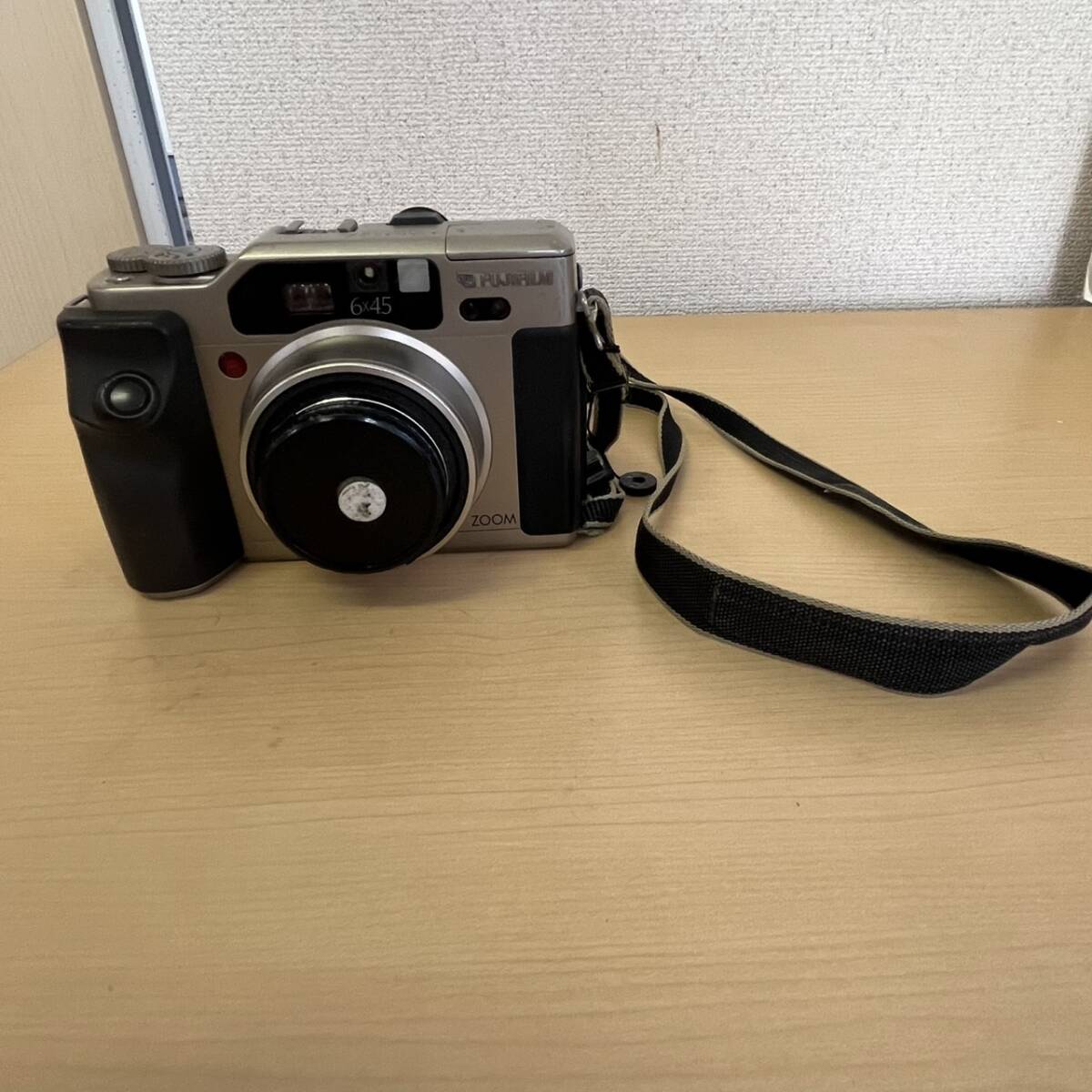 Yahoo!オークション -「fujifilm ga645zi」の落札相場・落札価格 Yahoo!オークション -「fujifilm ga645zi」の落札相場・落札価格
