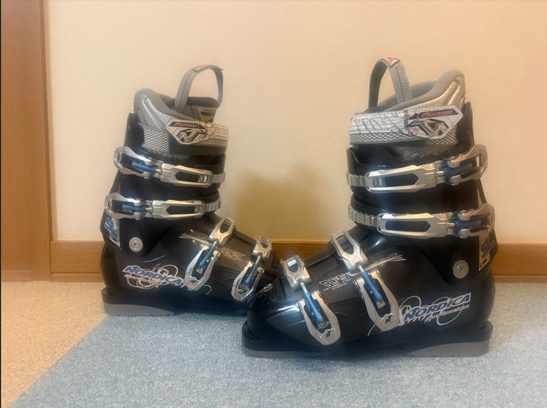 Yahoo!オークション -「nordica sl」の落札相場・落札価格 Yahoo!オークション -「nordica sl」の落札相場・落札価格