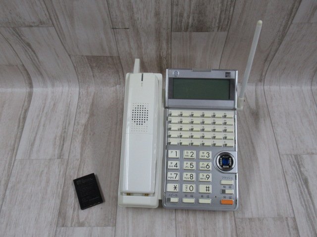 しければご ヤフオク! ビジネスフォン TD720(W) 電話機 4台+PT1... - サクサ セット