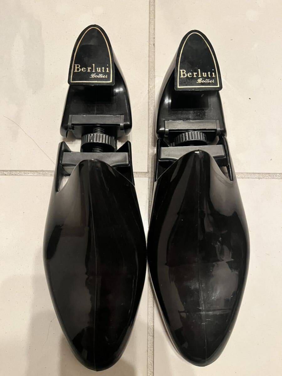 Yahoo!オークション -「Berluti」(シューキーパー) (靴用品)の Yahoo!オークション -「Berluti」(シューキーパー) (靴用品)の