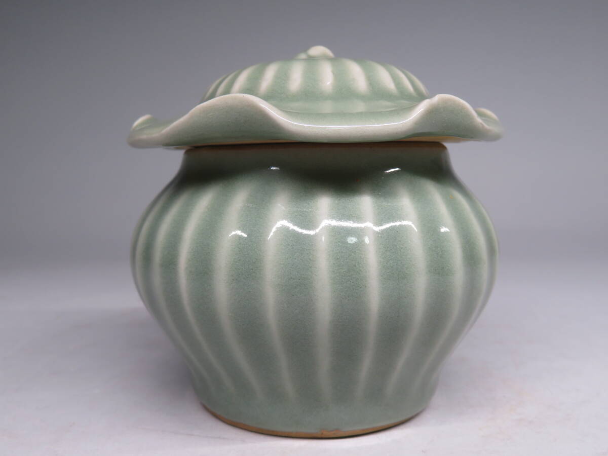 Yahoo!オークション -「龍泉窯 蓮弁」(陶芸) (工芸品)の落札相場 Yahoo!オークション -「龍泉窯 蓮弁」(陶芸) (工芸品)の落札相場